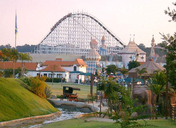 9 Amazing Amusement Parks Around the World - BootsnAll Travel Articles