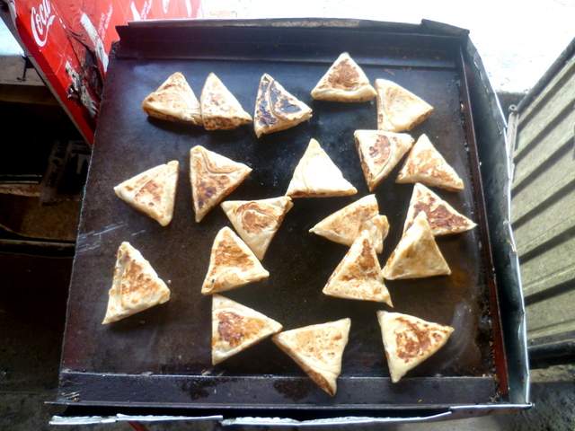 How To Eat Like A Local In Sri Lanka - BootsnAll Travel Articles